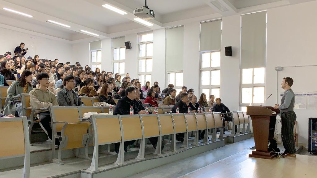 英国伦敦大学学院巴特莱特建筑学院Edward Denison副教授来我院交流访问-建筑艺术学院（新）